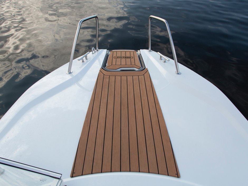 Silver Tiger DC - Fiberglass boats - Model range - Silver