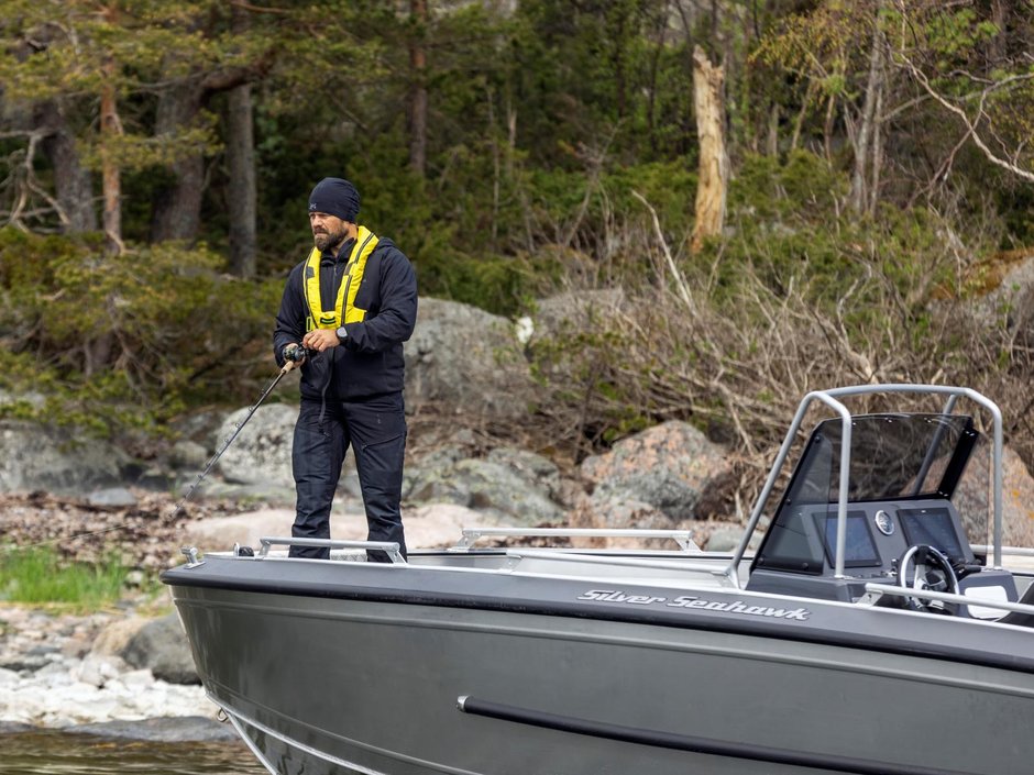 Silver Seahawk CCX – Rouhea täysalumiiniivene keskipulpetilla