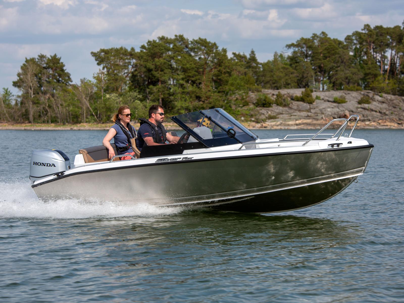 Silver Fox BR - Monipuolinen perhevene