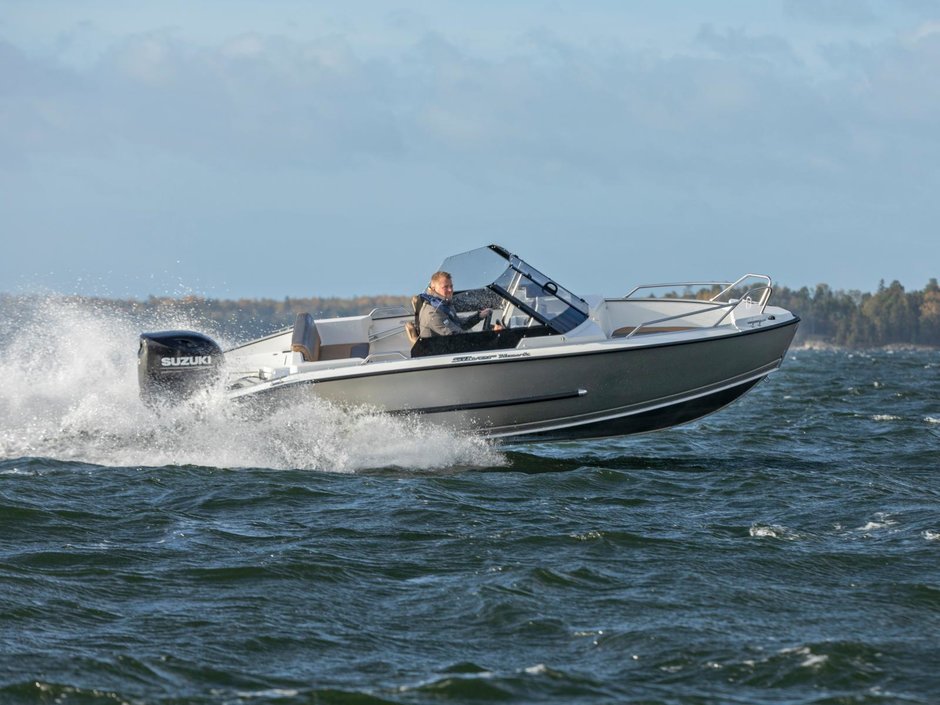 Silver Hawk BR - AluFibre™ boats - Model range - Silver